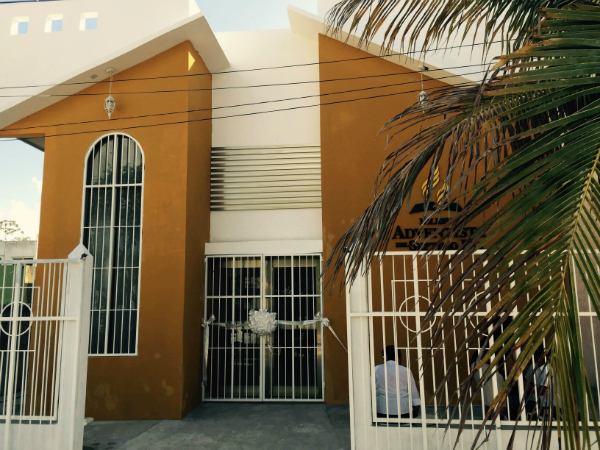 Iglesia Adventista inaugura primer templo modelo en el sureste de ...