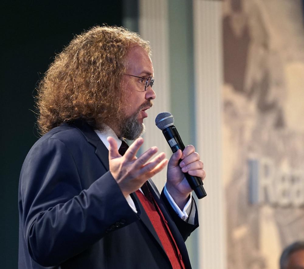 When Mission Is First, Money Will Come, Secretary Says - Seventh-day ...