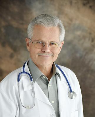 Un médecin préfère prescrire des plantes plutôt que des comprimés pour ...