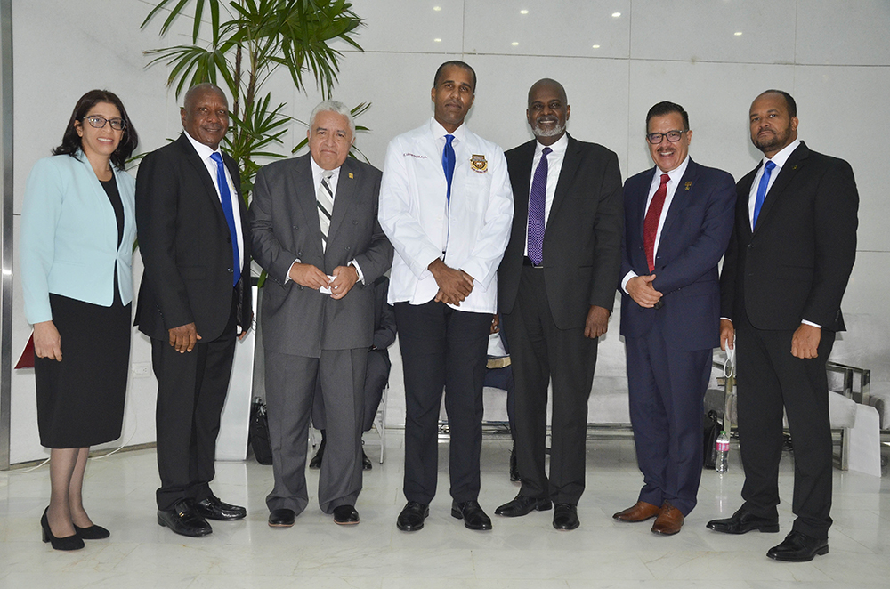 Leaders Celebrate First Chaplain to Complete Adventist Certification ...