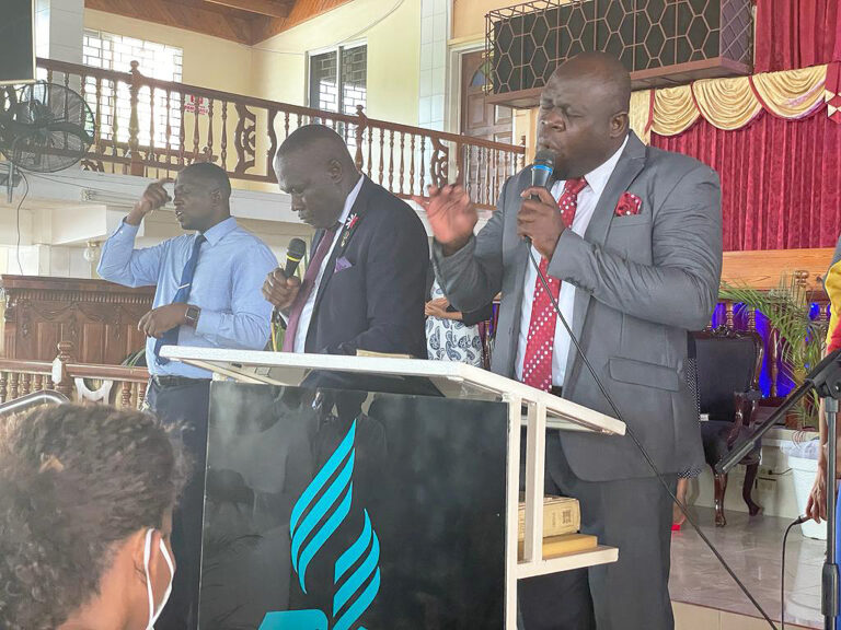 Adventist Pastor in Jamaica Makes History by Completing Medical Degree ...