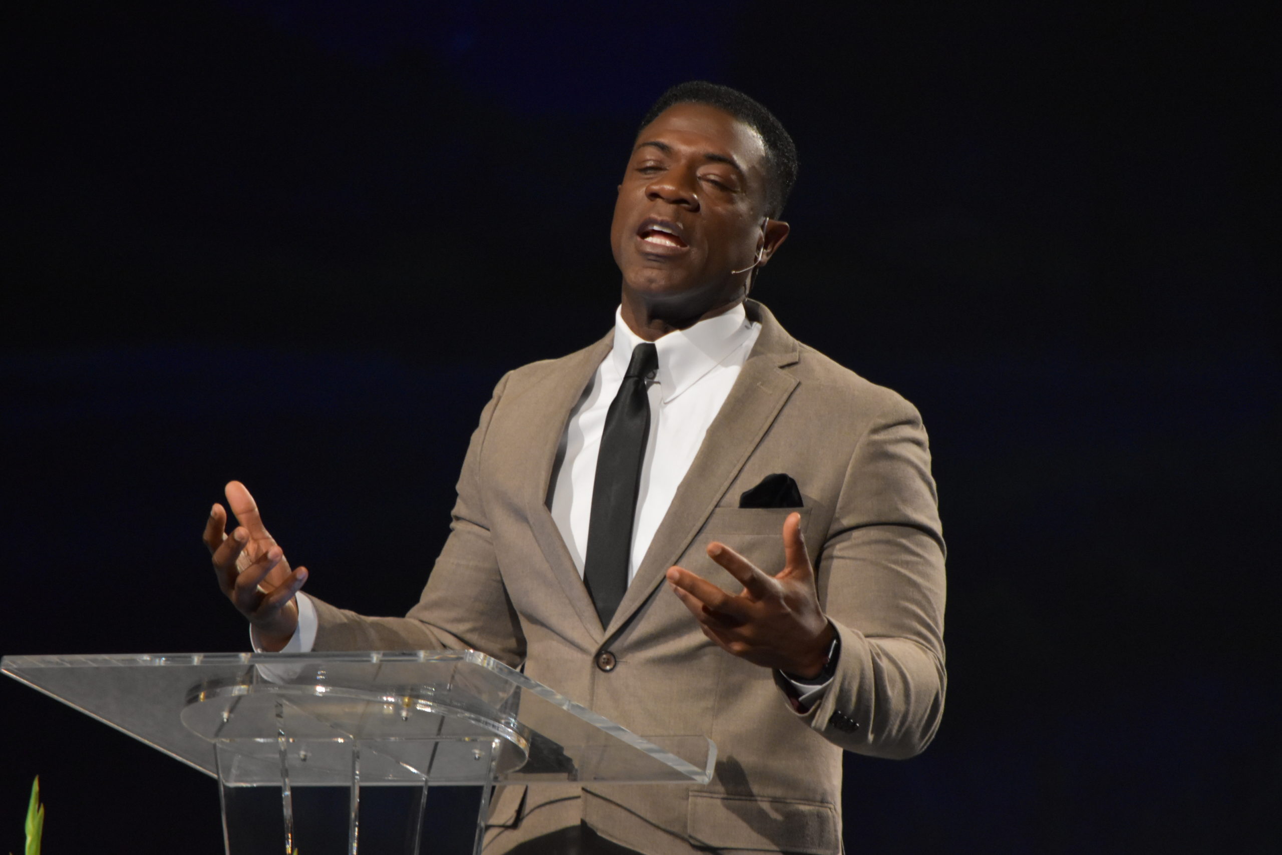 Leader Calls ASi Members to Love People Back to Jesus Christ - Seventh ...