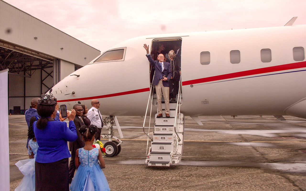 Ted N. C. Wilson Visits Nigerian Governor, Urges Freedom of Conscience ...