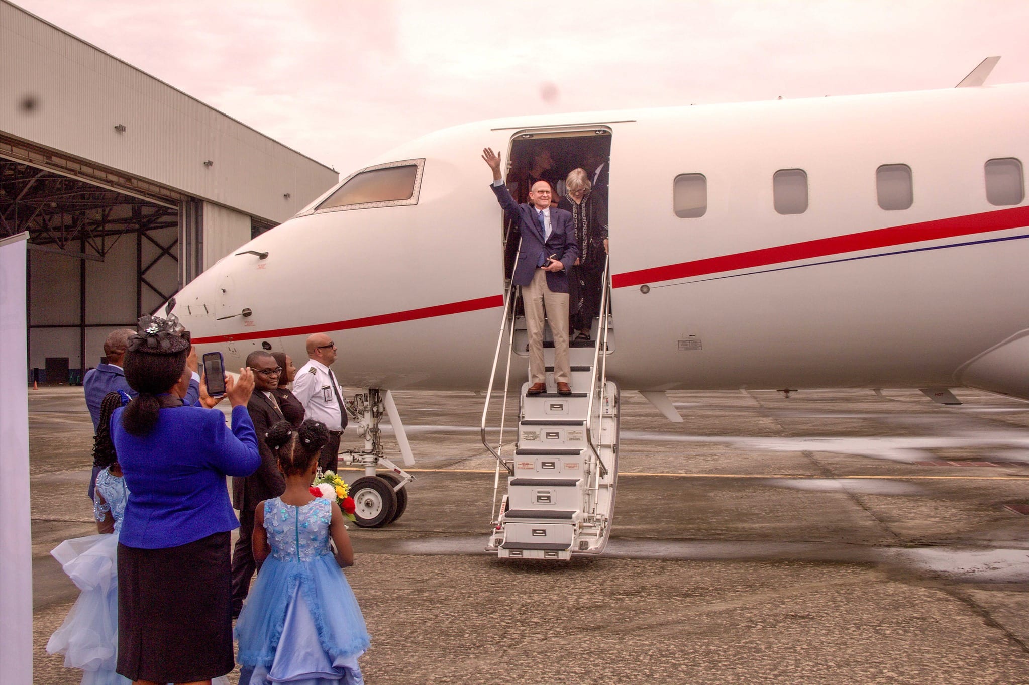 Ted N. C. Wilson Visits Nigerian Governor, Urges Freedom of Conscience ...