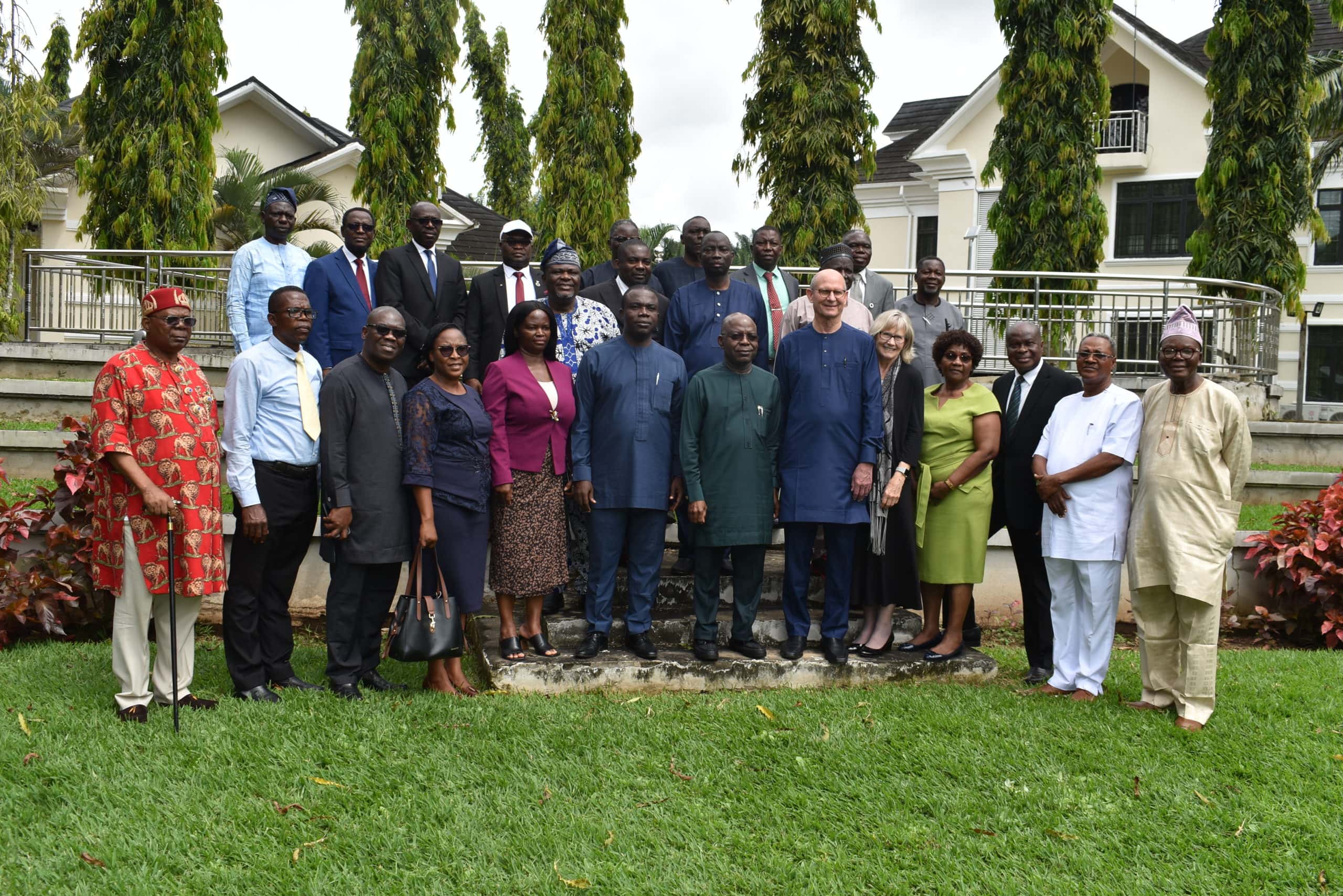 GC President and Regional Church Leaders Visit Adventist Governor in ...