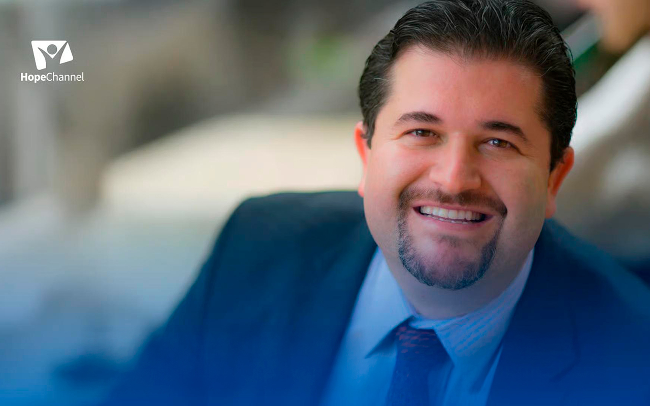 Hope Channel International élit Sam Neves au poste de vice-président ...