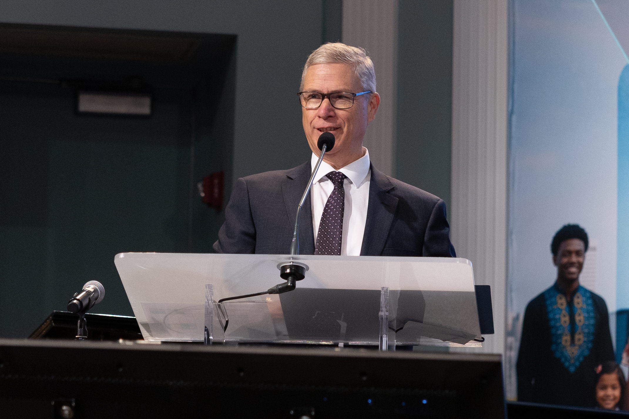 GC Secretary Appeals to Leaders to Keep Focused on Worldwide Mission ...